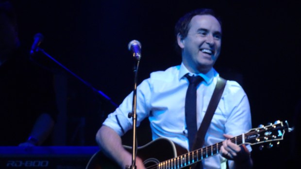 An Interview with Damien Leith on his new app Damien Leith Storytime ...